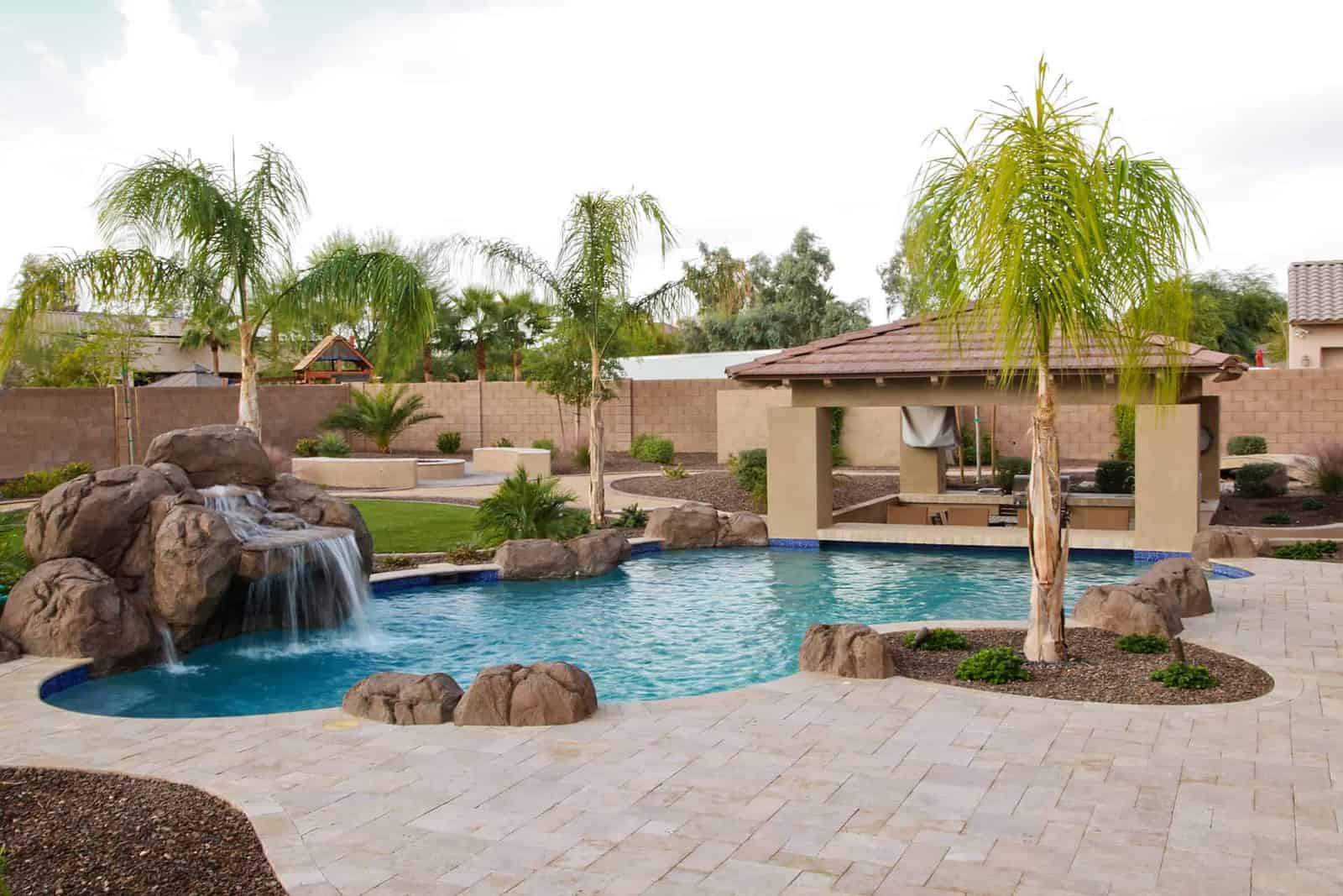 The Best Water Features to Match Your Pool Designs