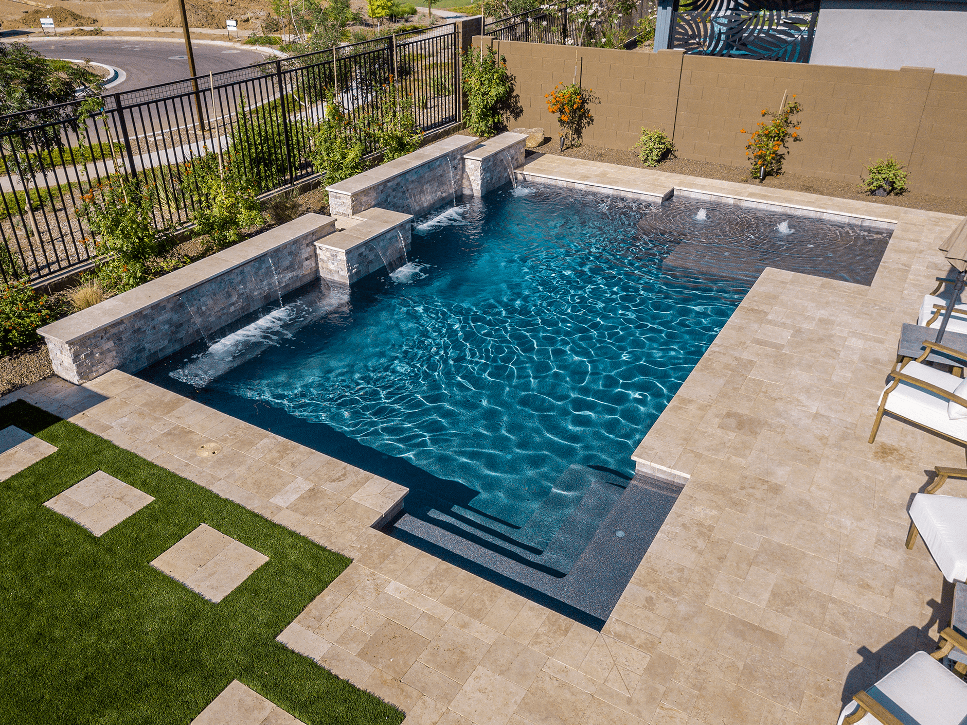 Plaster vs Pebble Pool Finish: Which One’s Best for Your Pool Remodel?